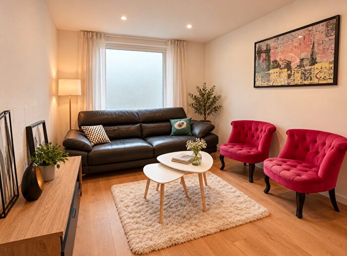 Maison 2 pièces à louer à Lyon 8ème, La Plaine, Santy