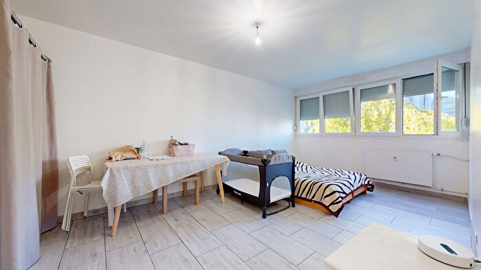 Appartement 1 pièce à Strasbourg, Hautepierre, à vendre