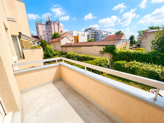Dijon, Drapeau, Maladière : Appartement 4 pièces à louer