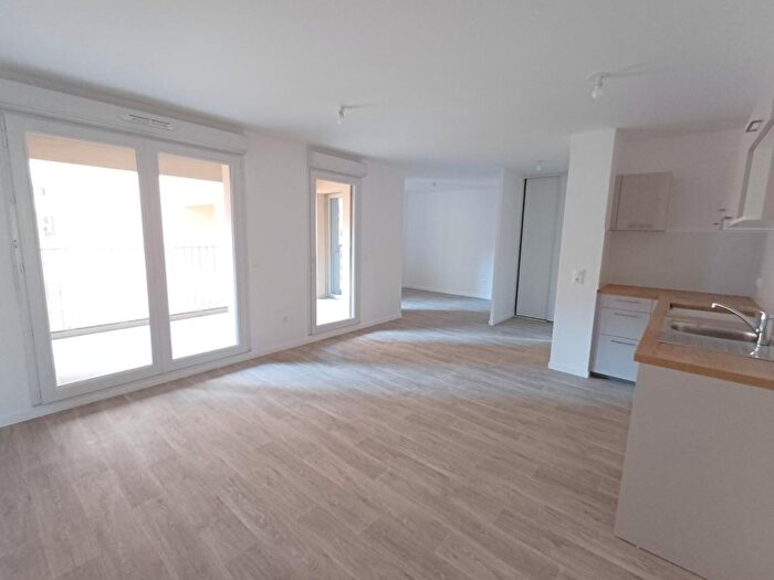 Appartement à louer - Bobigny, Centre-ville - 2 pièces - 1 chambre