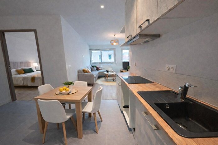 Appartement à vendre - Aix-les-Bains, Centre-ville - 2 pièces - 1 chambre