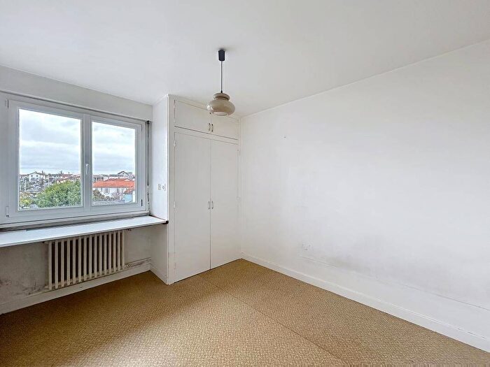 Appartement à louer - Sud-Saint Jacques, Clermont-Ferrand - 1 pièce - 1 chambre