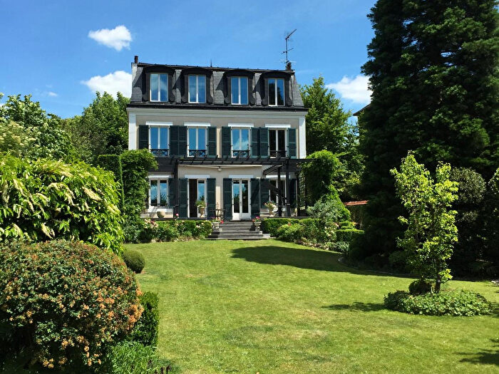 Maison à vendre - Le Raincy, Gare - 10 pièces - 5 chambres