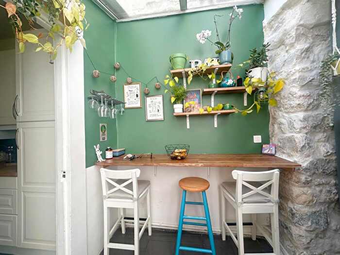 Melun, Rive de Seine, Sud : Maison 7 pièces à vendre