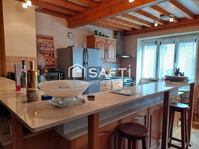 Maison à vendre - Poncin - 5 pièces - 3 chambres