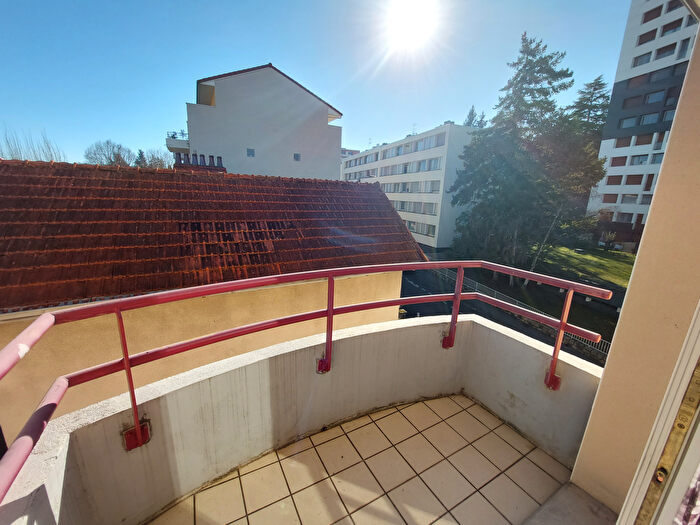 Appartement à louer - Clermont-Ferrand, Vallières, Sallins, Poncillon - 1 pièce