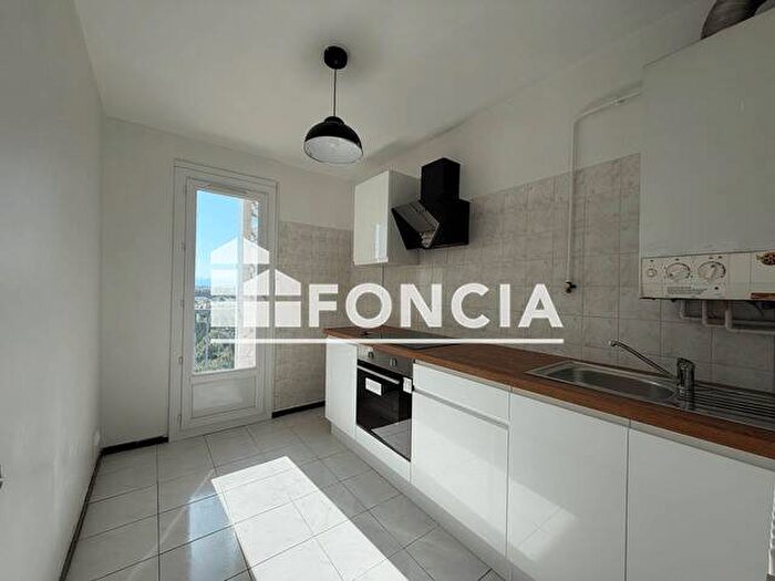 Moulin à Vent-Vertefeuille, Perpignan : Appartement 3 pièces à louer