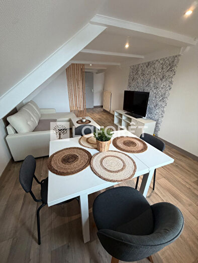 Appartement 2 pièces à Granville, Centre-ville, à louer