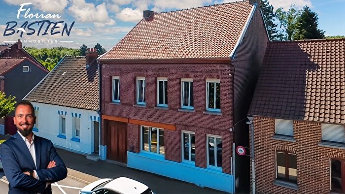 Maison à vendre - Aubry-du-Hainaut - 7 pièces - 5 chambres