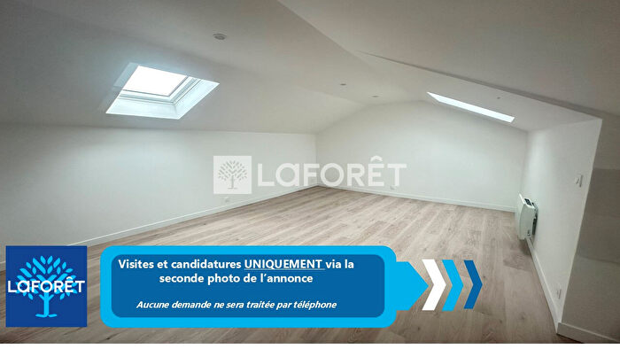 Appartement 1 pièce à louer à Montreuil, Signac, Mûrs à Pêches