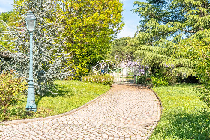 Grézieu-la-Varenne - Maison 7 pièces à vendre