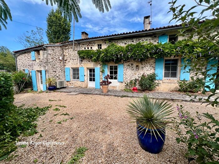 Xaintray - Maison 7 pièces à vendre