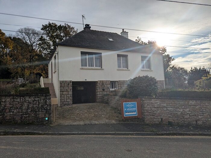 Maison à vendre - Guémené-sur-Scorff - 5 pièces - 2 chambres