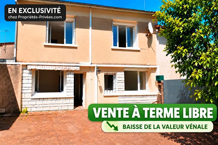 Maison 5 pièces à Saint-Jean-d'Angély, à vendre