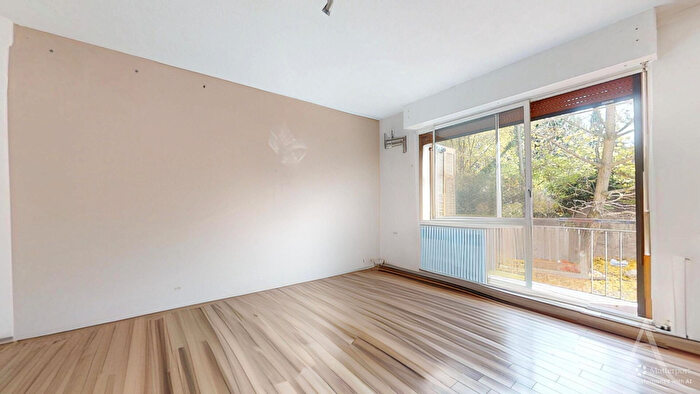 Appartement à vendre - Saint-Martin-le-Vinoux - 2 pièces - 2 chambres