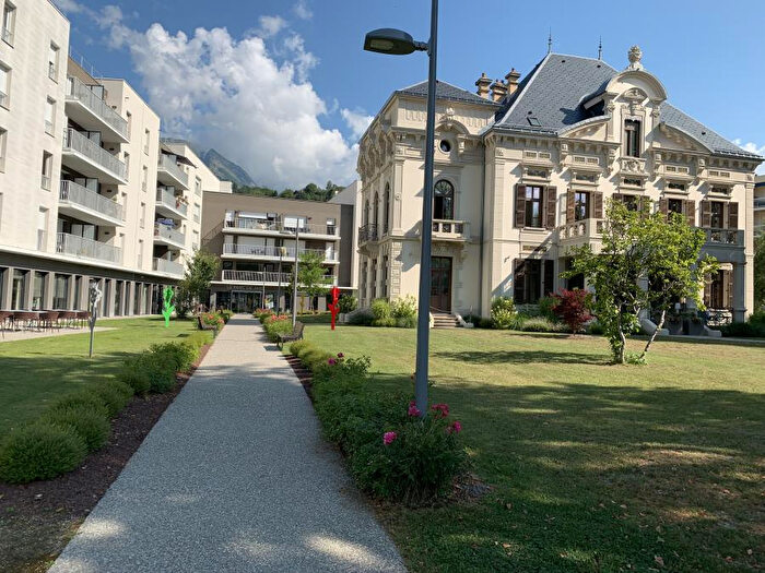 Appartement à vendre - Albertville, Centre-ville - 3 pièces - 2 chambres