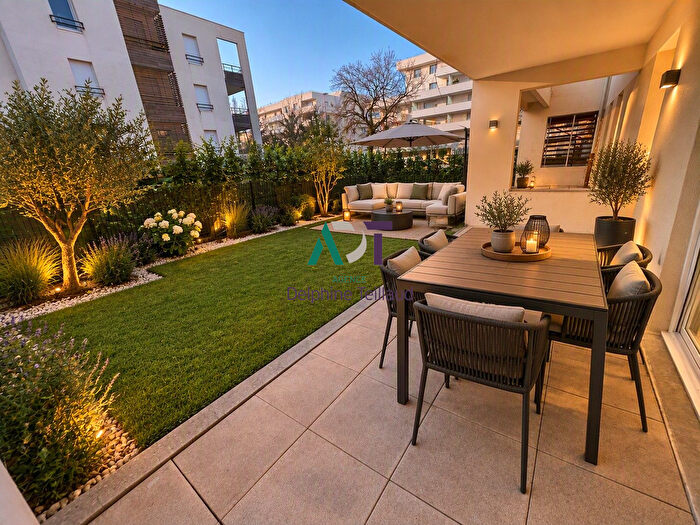 Meylan, Centre-ville : Appartement 3 pièces à vendre