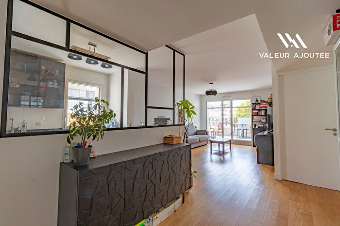 Appartement 4 pièces à Levallois-Perret, Front de Neuilly, à vendre