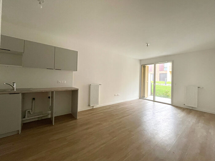 Appartement à louer - Senlis, Centre-ville - 2 pièces - 1 chambre