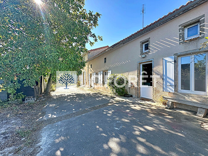 Courlay - Maison 6 pièces à vendre