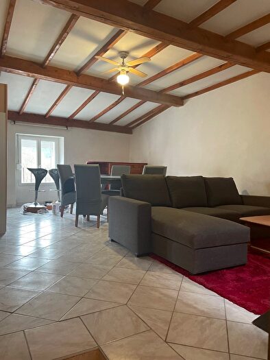 Appartement à louer - Saint-Hippolyte-du-Fort - 2 pièces - 1 chambre