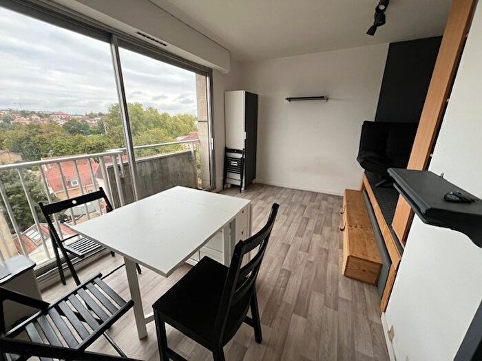 Appartement 1 pièce à louer - Dijon, Montmuzard