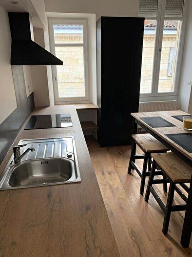 Appartement à louer - Chartrons, Bordeaux - 3 pièces - 2 chambres