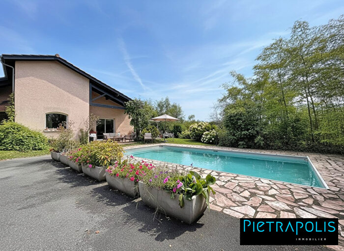 Maison à vendre - Cailloux-sur-Fontaines - 7 pièces - 3 chambres