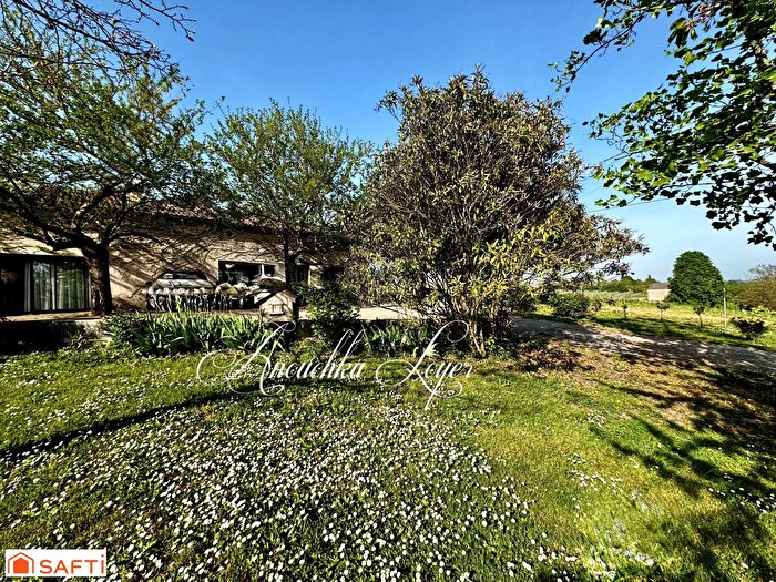 Maison à vendre - Morizès - 10 pièces - 5 chambres