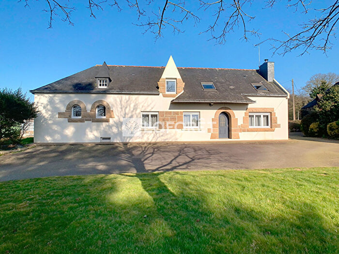 Maison à vendre - Saint-Étienne-du-Gué-de-lIsle - 6 pièces - 5 chambres