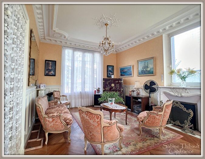 Maison à vendre - Aubigné-Racan - 7 pièces - 4 chambres