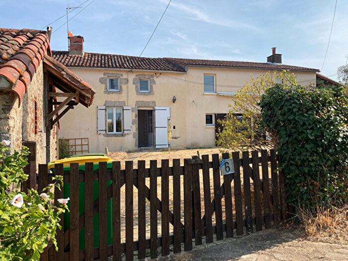 Maison 7 pièces à Scillé, à vendre