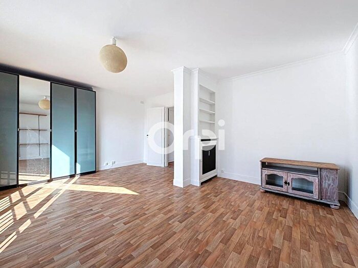 Appartement à louer - Petit Robinson, LHaÿ-les-Roses - 2 pièces - 1 chambre