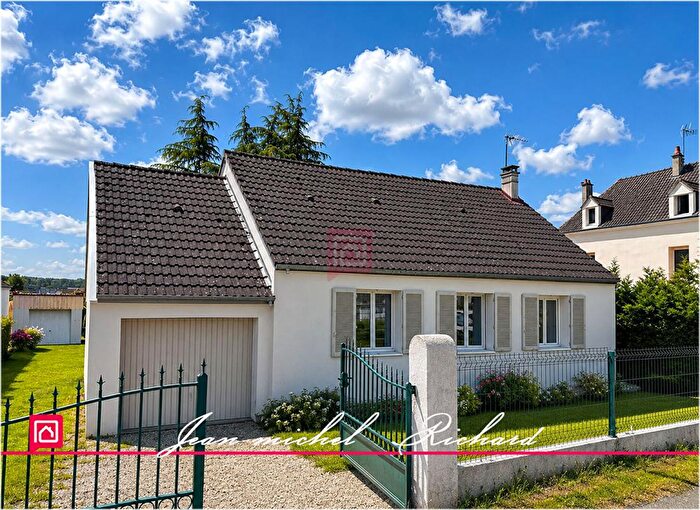 Maison 4 pièces à Noyers-sur-Cher, à vendre