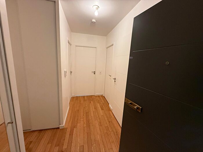 Maisons-Alfort, Centre-ville : Appartement 3 pièces à louer