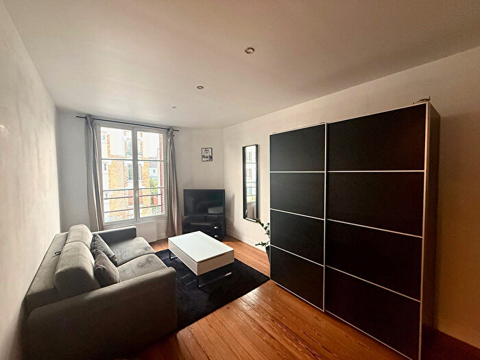 Appartement à louer - Colombes, Les Vallées - 1 pièce