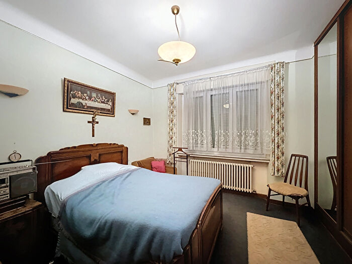 Maison à vendre - Hettange-Grande - 6 pièces - 4 chambres