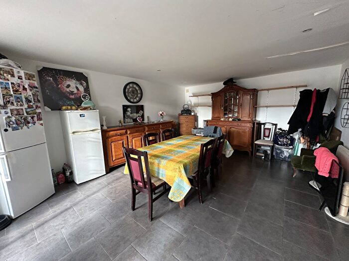 Maison à vendre - Fleurance - 4 pièces - 3 chambres