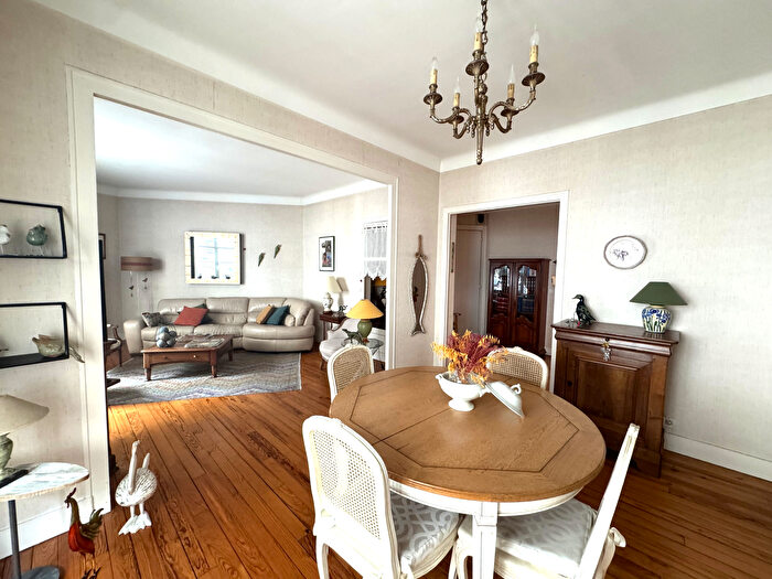 Appartement à vendre - Biarritz, Centre-ville Est - 4 pièces - 3 chambres