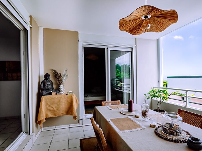 Appartement à vendre - Saint-Paul, Grande Fontaine, Bois Rouge - 4 pièces - 3 chambres