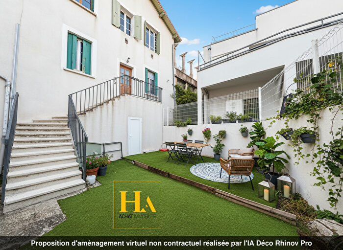 Appartement à vendre - Romans-sur-Isère, Centre-ville - 3 pièces - 2 chambres