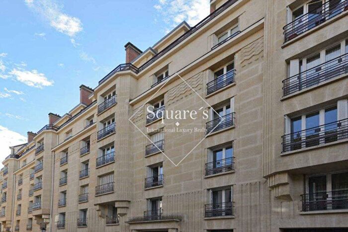 Saint James-Général Koenig, Neuilly-sur-Seine : Appartement 4 pièces à louer