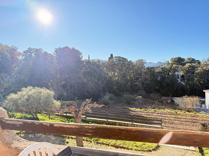 Maison à vendre - Six-Fours-les-Plages, Roumagnan, Talian, Audibert, Verger - 9 pièces - 5 chambres