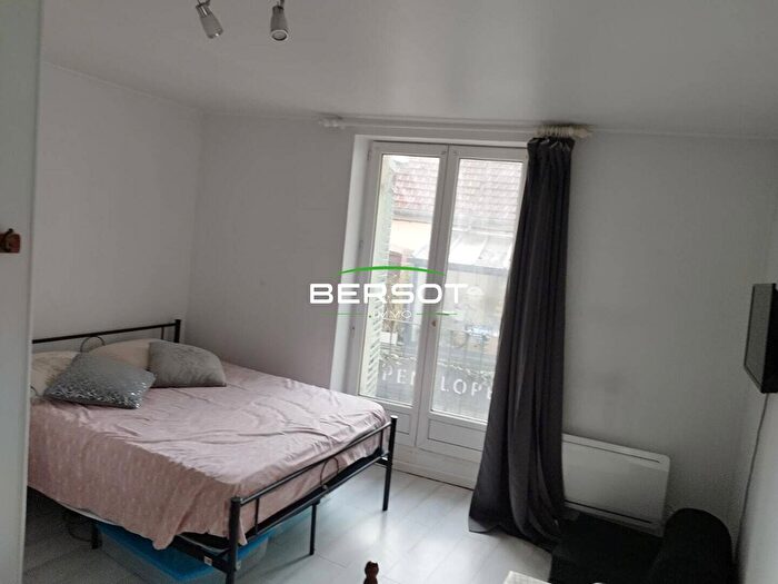 Appartement à louer - Centre Sud, Vesoul - 1 pièce