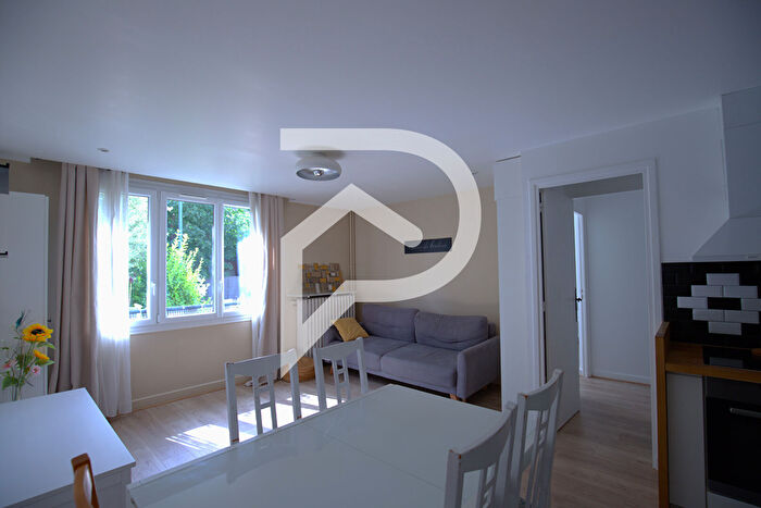 Clamart, Centre-ville - Appartement 3 pièces à louer