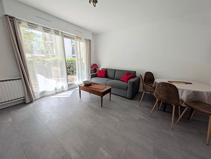 Appartement 2 pièces à Ibis, Le Vésinet, à louer
