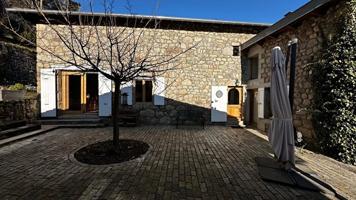 Maison à vendre - Désaignes - 4 pièces - 2 chambres