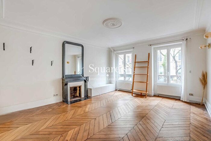 Paris 8ème, Mairie - Appartement 3 pièces à vendre