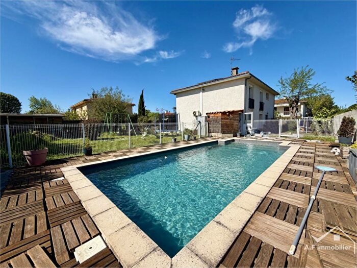 Maison à vendre - Villeneuve-Tolosane - 6 pièces - 4 chambres