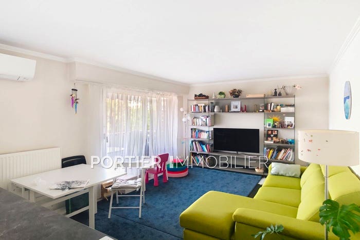 Hôpital Jules Grec, Antibes - Appartement 3 pièces à louer